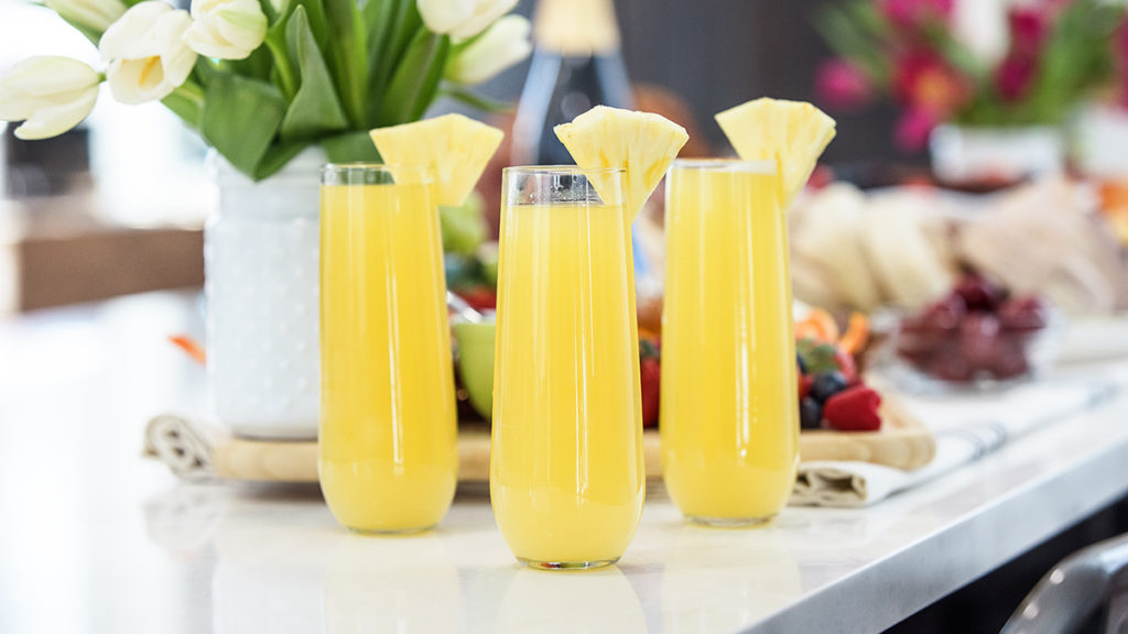 Mimosa vs. Bellini: What's the Difference? | The Table by Harry & David